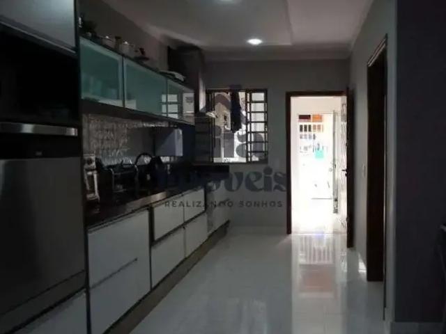 Casa / Sobrado para Venda em Jundiaí/SP Jardim do Lago 3 Quartos