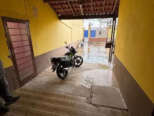 Casa / Sobrado para Venda em Jundiaí/SP Jardim do Lago 3 Quartos