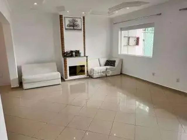 Casa / Sobrado para Venda em Jundiaí/SP Jardim do Lago 3 Quartos