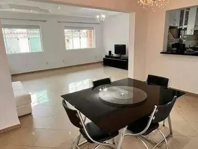 Casa / Sobrado para Venda em Jundiaí/SP Jardim do Lago