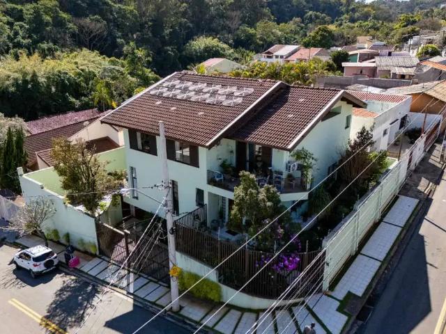 Casa / Sobrado para Venda em Jundiaí/SP Jardim Itália 4 Quartos