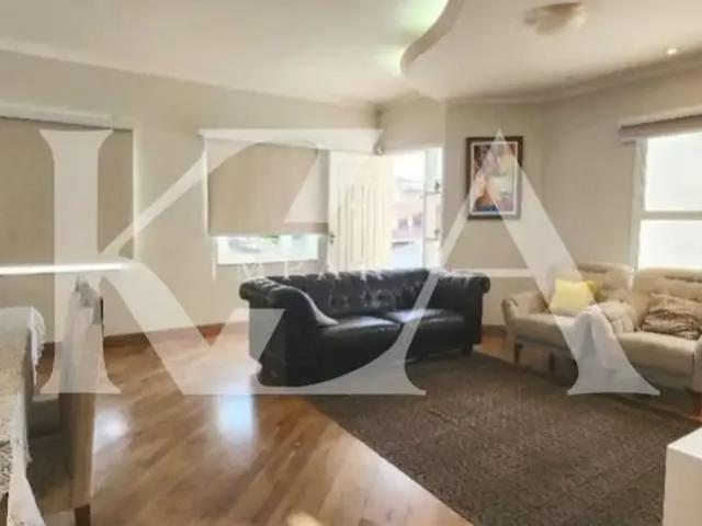 Casa / Sobrado para Venda em Jundiaí/SP Jardim Itália 3 Quartos
