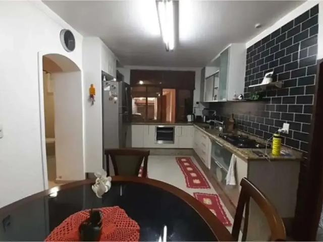 Casa / Sobrado para Venda em Jundiaí/SP Jardim Pacaembu 4 Quartos