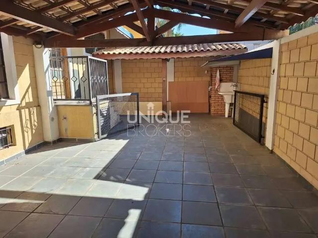 Casa / Sobrado para Venda em Jundiaí/SP Jardim Primavera 4 Quartos