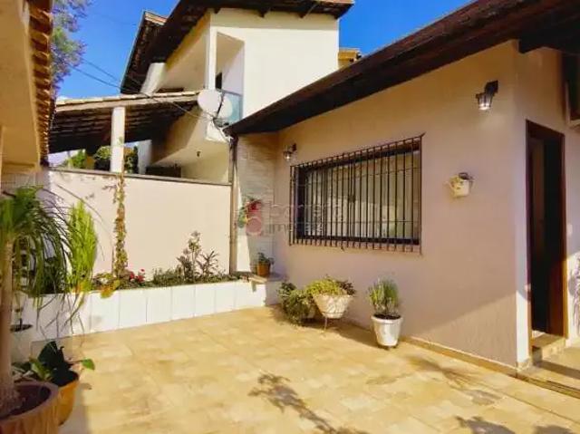 Casa / Sobrado para Venda em Jundiaí/SP Jardim São Vicente 4 Quartos