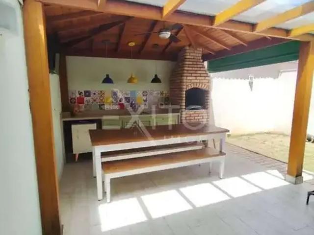 Casa / Sobrado para Venda em Jundiaí/SP Jardim Shangai 3 Quartos