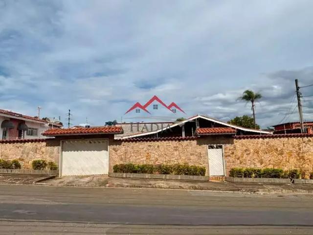 Casa / Sobrado para Venda em Jundiaí/SP Jundiaí Mirim 3 Quartos