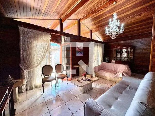 Casa / Sobrado para Venda em Jundiaí/SP Jundiaí Mirim 3 Quartos