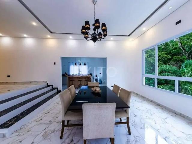 Casa / Sobrado para Venda em Jundiaí/SP Loteamento Capital Ville 4 Quartos