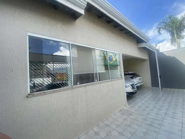 Casa / Sobrado para Venda em Jundiaí/SP Loteamento Jardim Ipanema 3 Quartos