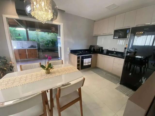 Casa / Sobrado para Venda em Jundiaí/SP Medeiros 3 Quartos