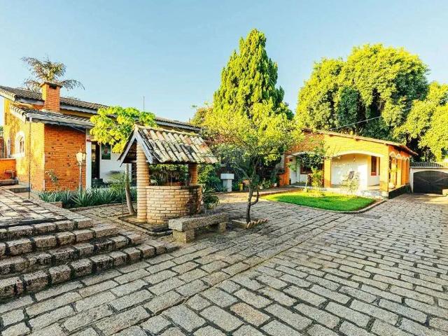 Casa / Sobrado para Venda em Jundiaí/SP Medeiros 4 Quartos