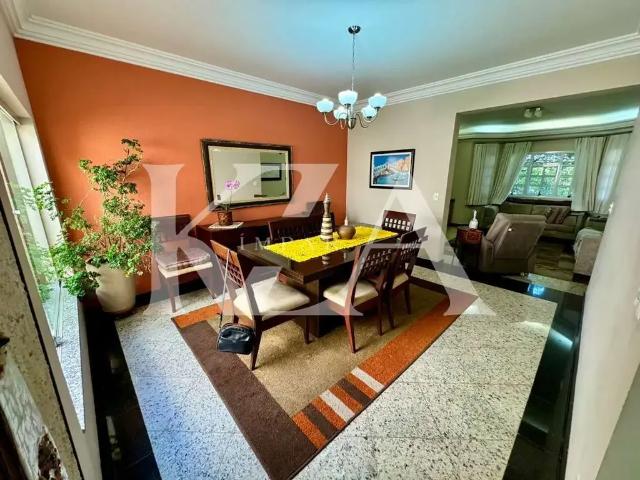 Casa / Sobrado para Venda em Jundiaí/SP Portal do Paraíso I 4 Quartos