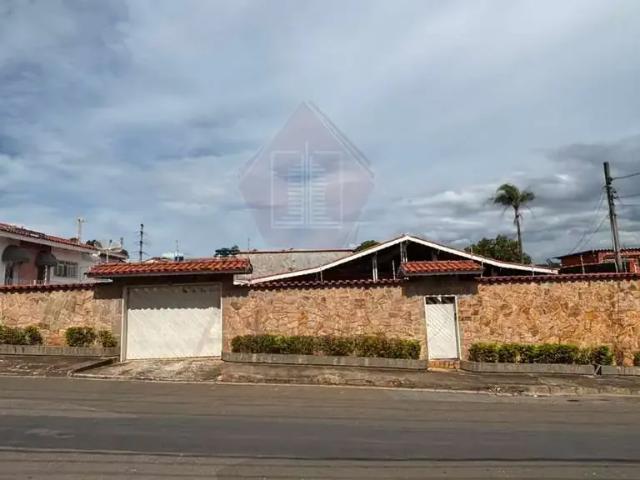 Casa / Sobrado para Venda em Jundiaí/SP Parque São Luiz 3 Quartos