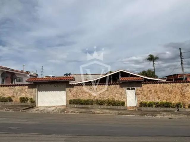 Casa / Sobrado para Venda em Jundiaí/SP Parque São Luiz 3 Quartos