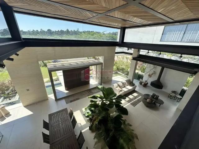 Casa / Sobrado para Venda em Jundiaí/SP Quinta das Paineiras 4 Quartos