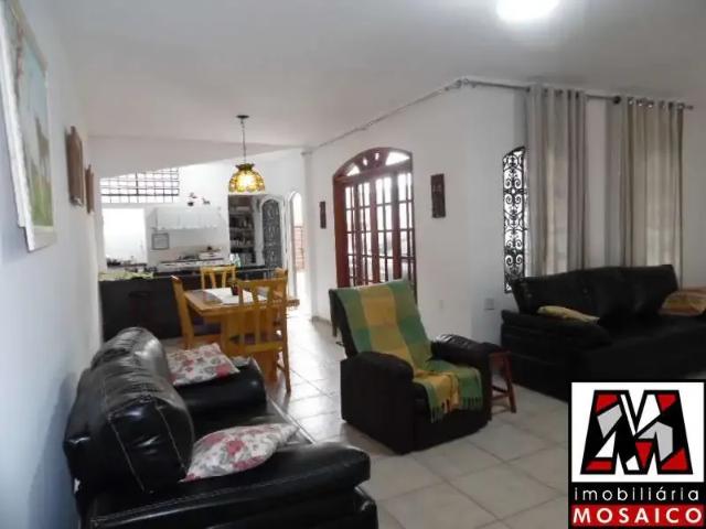 Casa / Sobrado para Venda em Jundiaí/SP Vila Vianelo 3 Quartos