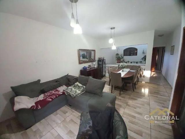 Casa / Sobrado para Venda em Jundiaí/SP Vila Arens I 5 Quartos