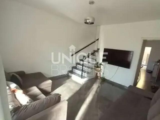 Casa / Sobrado para Venda em Jundiaí/SP Vila de Vecchi 3 Quartos