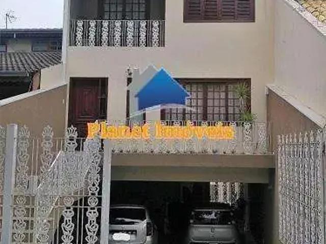 Casa / Sobrado para Venda em Jundiaí/SP Vila Galvão 4 Quartos