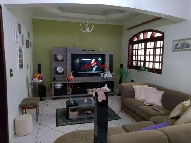 Casa / Sobrado para Venda em Jundiaí/SP Vila Hortolândia 3 Quartos