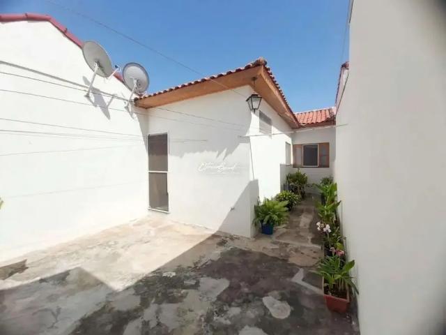 Casa / Sobrado para Venda em Jundiaí/SP Vila Santa Rosa 1 Quartos