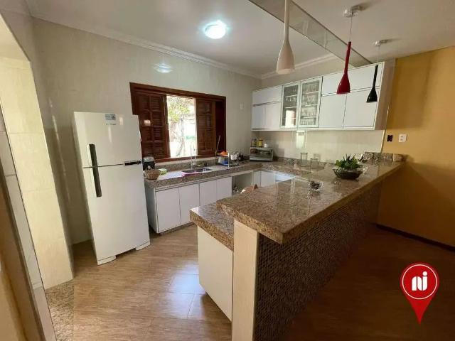 Casa / Sobrado para Venda em Juatuba/MG Vila Maria Regina 4 Quartos