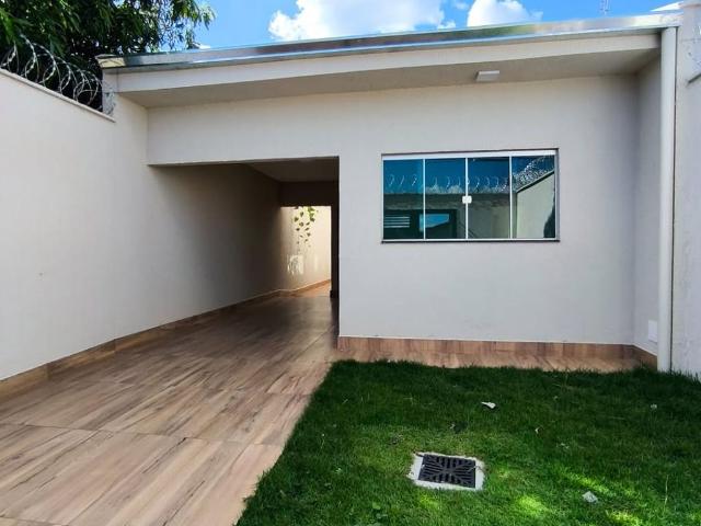 Casa / Sobrado para Venda em Juazeiro/BA Piranga 3 Quartos