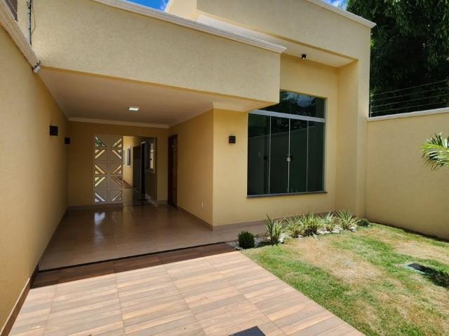 Casa / Sobrado para Venda em Juazeiro/BA Piranga 3 Quartos