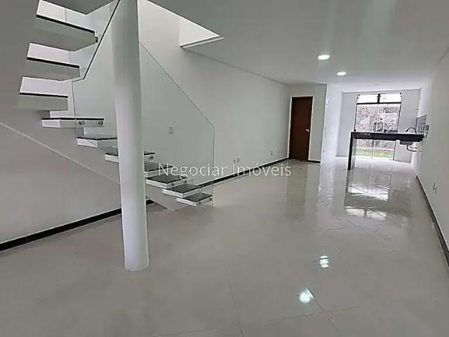 Casa / Sobrado para Venda em Juiz de Fora/MG Aeroporto 3 Quartos