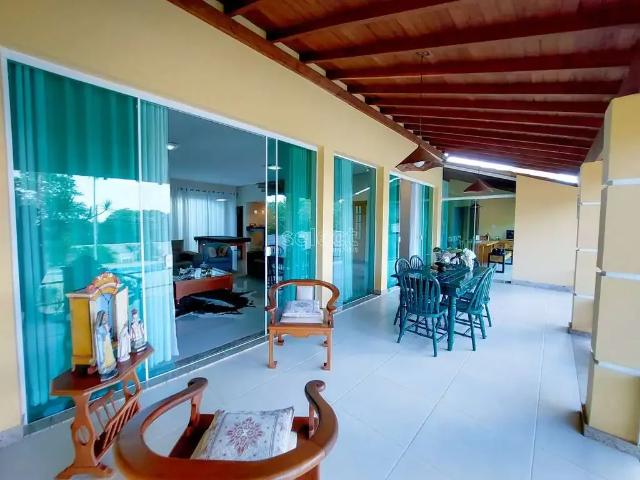 Casa / Sobrado para Venda em Juiz de Fora/MG Aeroporto 3 Quartos