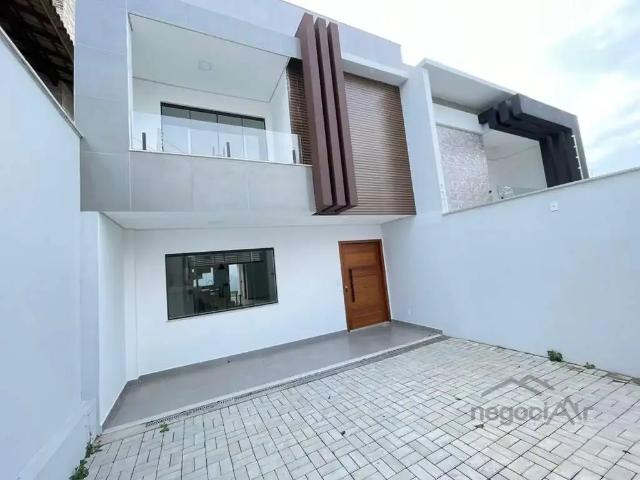 Casa / Sobrado para Venda em Juiz de Fora/MG Aeroporto 3 Quartos