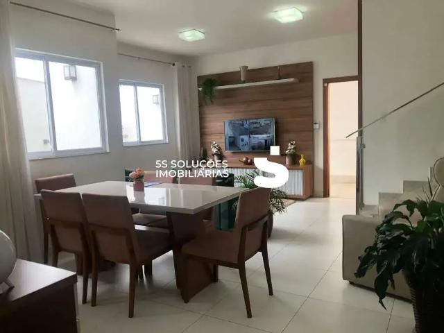Casa / Sobrado para Venda em Juiz de Fora/MG Aeroporto 3 Quartos