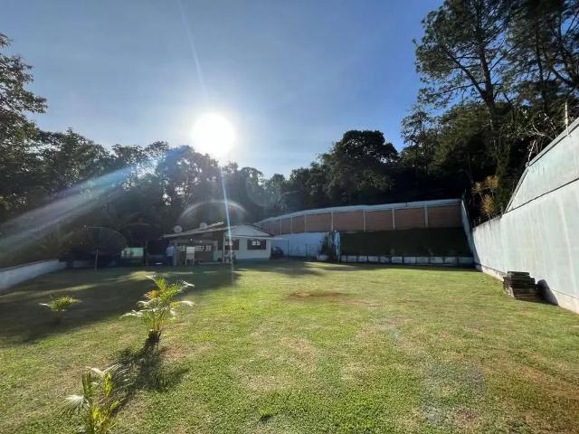 Casa / Sobrado para Venda em Juiz de Fora/MG Aeroporto 2 Quartos