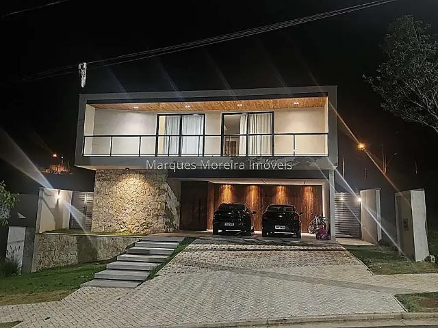 Casa / Sobrado para Venda em Juiz de Fora/MG Alphaville 4 Quartos