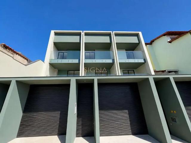 Casa / Sobrado para Venda em Juiz de Fora/MG Alto dos Passos 3 Quartos