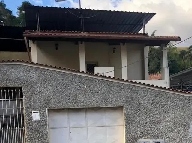 Casa / Sobrado para Venda em Juiz de Fora/MG Bandeirantes 3 Quartos