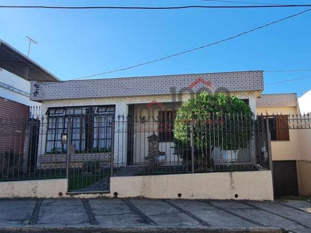 Casa / Sobrado para Venda em Juiz de Fora/MG Bairu 4 Quartos
