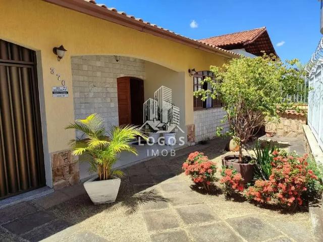 Casa / Sobrado para Venda em Juiz de Fora/MG Bairu 5 Quartos