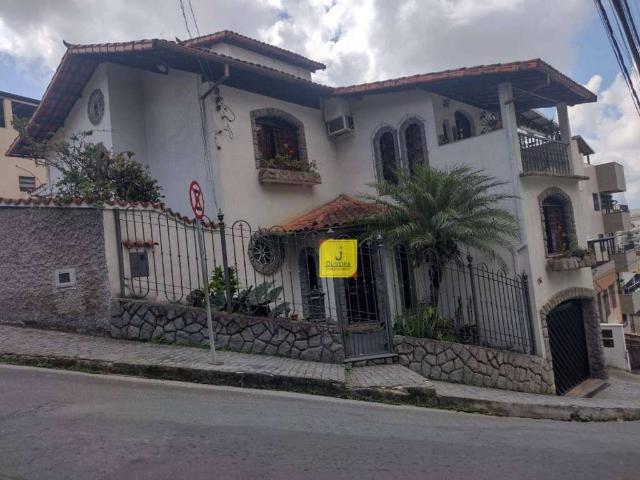 Casa / Sobrado para Venda em Juiz de Fora/MG Bairu 3 Quartos
