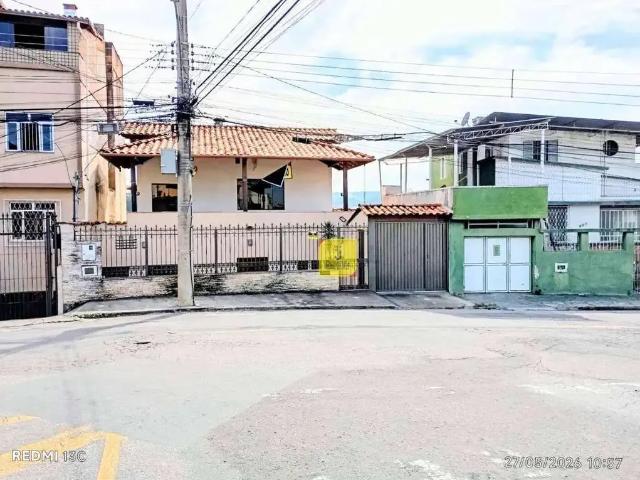Casa / Sobrado para Venda em Juiz de Fora/MG Bairu 3 Quartos