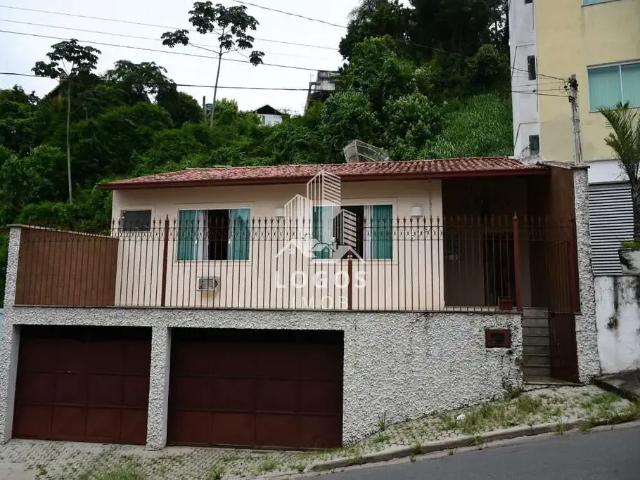 Casa / Sobrado para Venda em Juiz de Fora/MG Bairu 3 Quartos