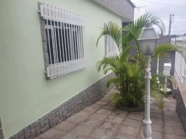 Casa / Sobrado para Venda em Juiz de Fora/MG Bairu 3 Quartos
