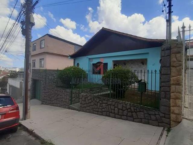 Casa / Sobrado para Venda em Juiz de Fora/MG Bairu 3 Quartos
