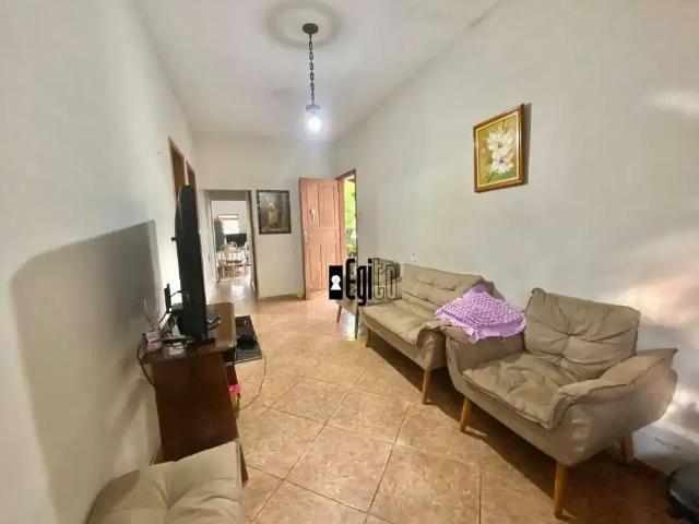 Casa / Sobrado para Venda em Juiz de Fora/MG Bairu 3 Quartos