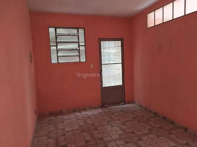 Casa / Sobrado para Venda em Juiz de Fora/MG Benfica 2 Quartos