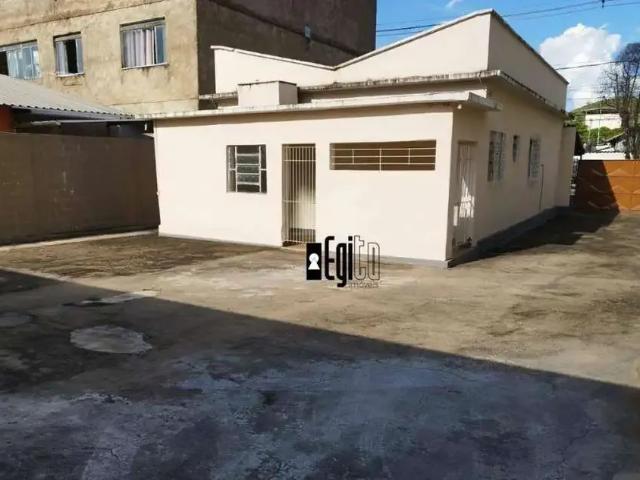 Casa / Sobrado para Venda em Juiz de Fora/MG Benfica 3 Quartos