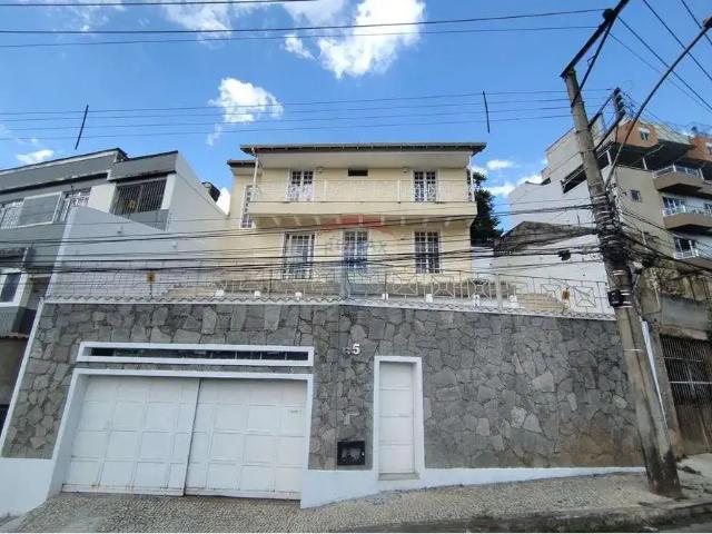 Casa / Sobrado para Venda em Juiz de Fora/MG Bom Pastor 3 Quartos