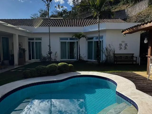 Casa / Sobrado para Venda em Juiz de Fora/MG Bom Pastor 3 Quartos