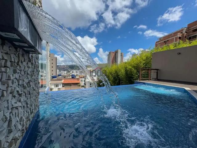 Casa / Sobrado para Venda em Juiz de Fora/MG Bom Pastor 4 Quartos